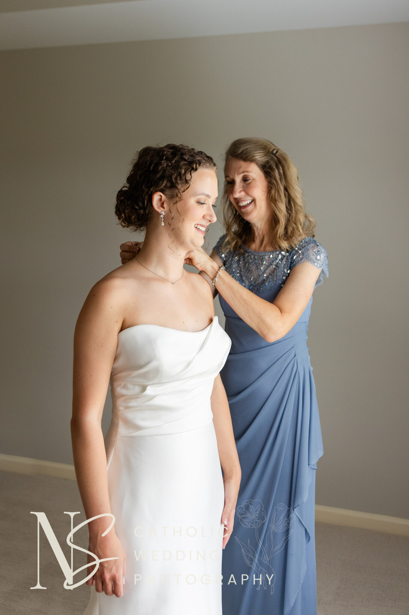 Kate & Brady | Romantic St. Brigid Catholic Church Wedding - Nicole ...